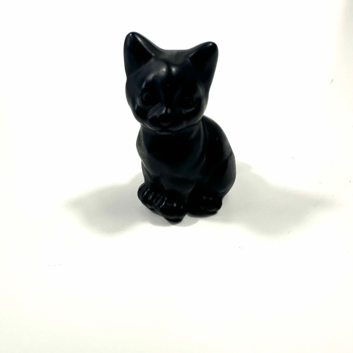 Sort Obsidian, Siddende Kat - Figurer - Krystallerneshus